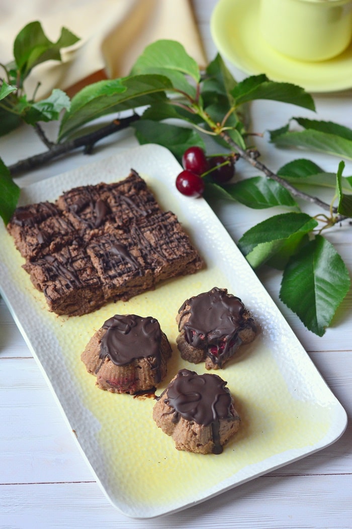 Meggyes édességek kölesből - Kifőztük