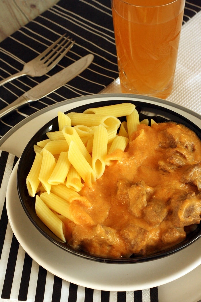 Savanyúkáposztás-tejfölös tészta - Kifőztük