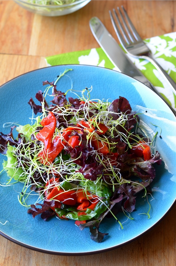 Saláta marinált sült paprikával - Kifőztük